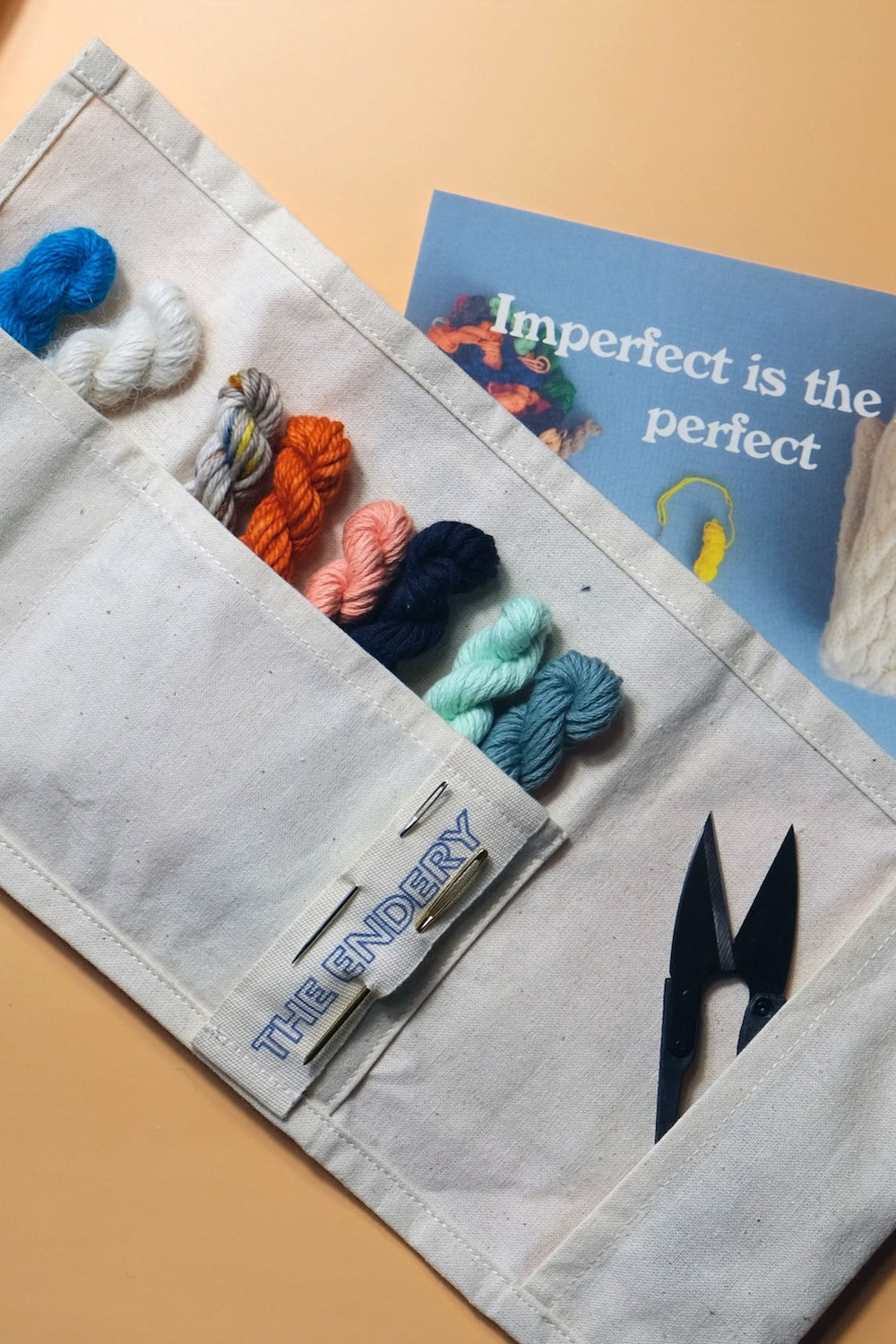 Roll-Up Visible Mending Kit - Variety Pack Fibers